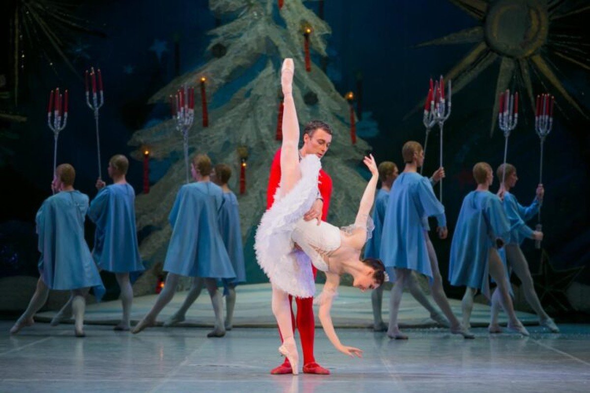 St. Petersburg Classical Ballet brings “The Nutcracker” to Qualistage